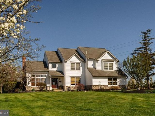 614 Glenview Dr, Horsham, PA 19044