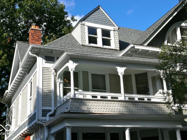 614 E 15th Street
