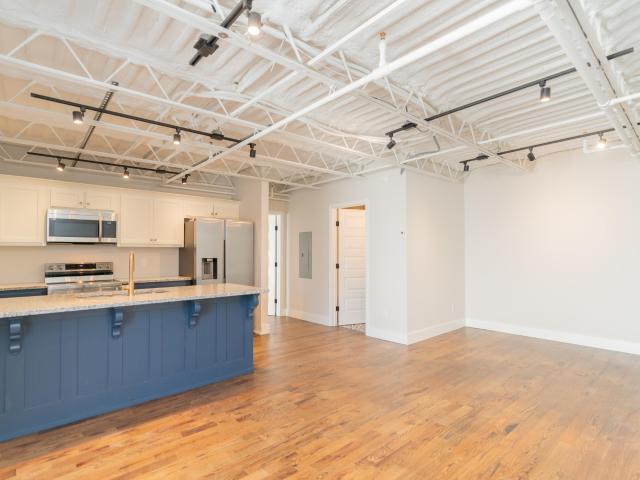 614 E Main Street # 204
