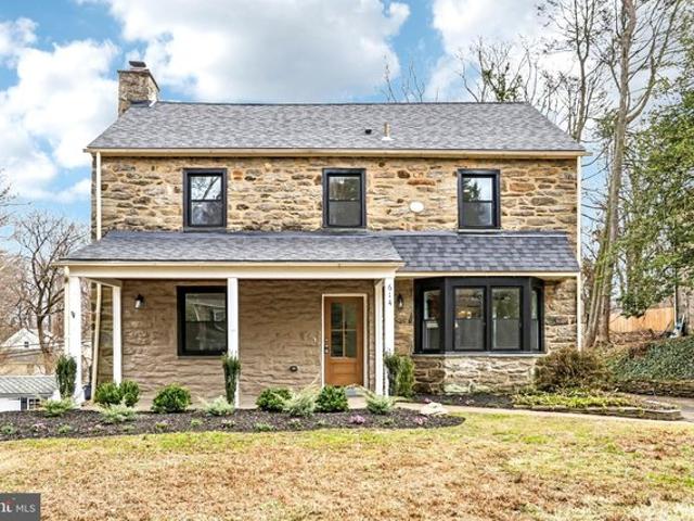 614 Foxcroft Rd, Elkins Park, PA 19027