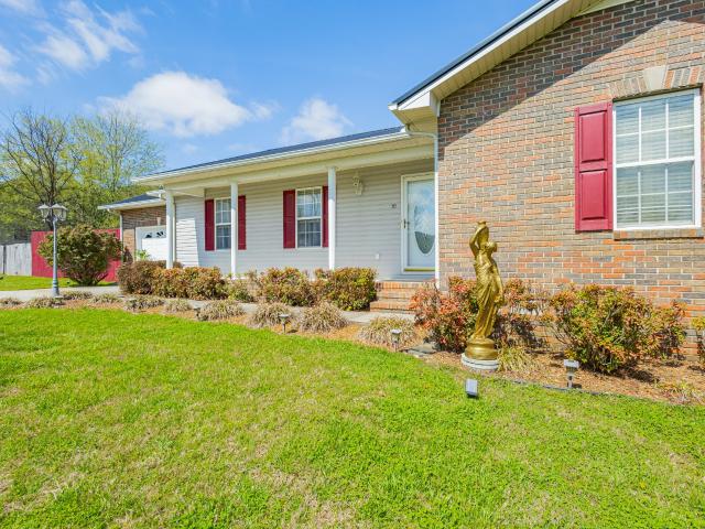 614 Fairview Cir