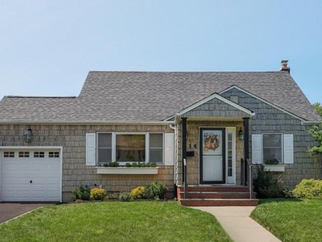 614 Fairway Rd, Linden, NJ 07036