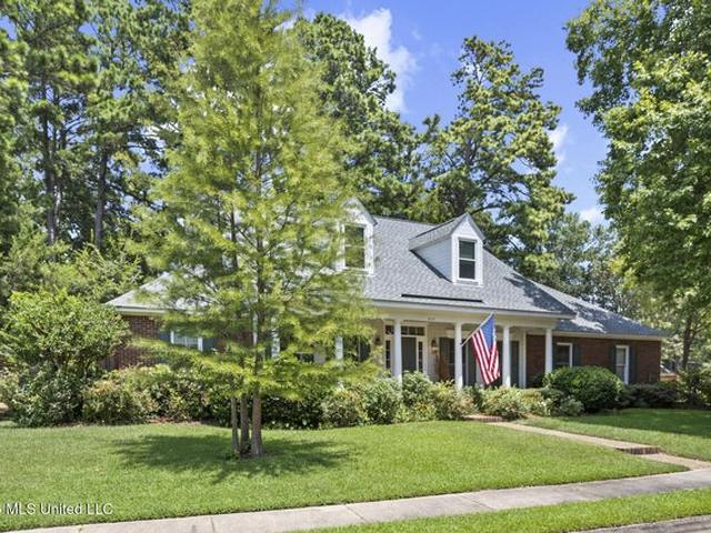 614 Kinsington Ct, Ridgeland, MS 39157