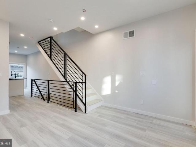 614 Hoffman Street