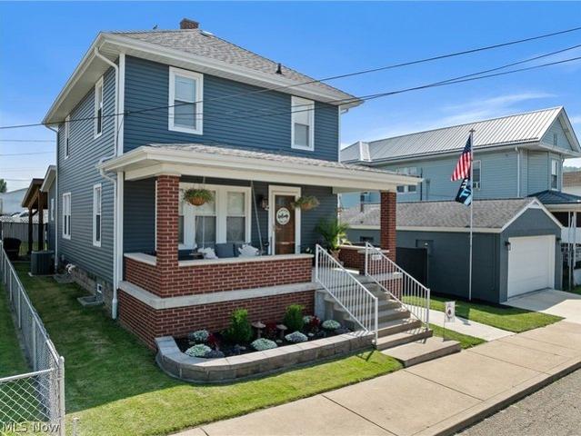 614 Hickory St, Martins Ferry, OH 43935
