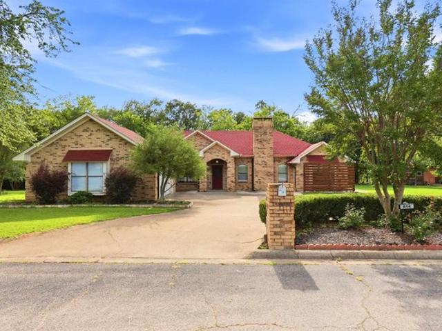 614 Highland Oaks St, Mount Vernon, TX 75457