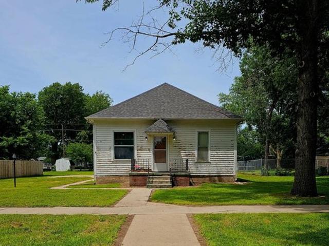 614 Irving St, Fullerton, NE 68638