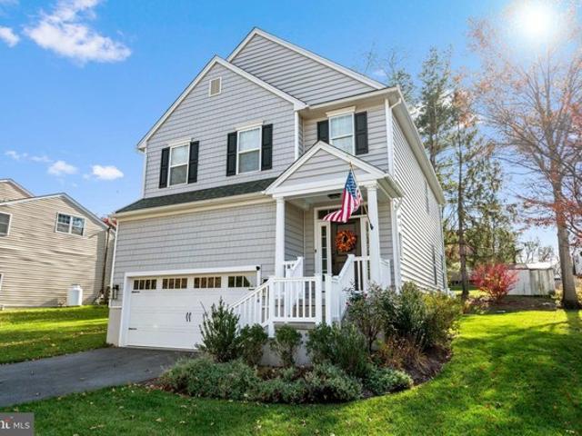 614 Oak Ave, Kennett Square, PA 19348