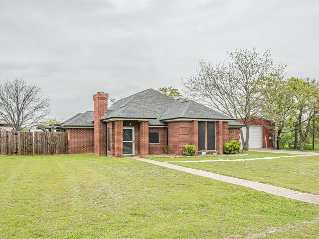 614 Overhill Rd, Granbury, TX 76048 | MLS #21213