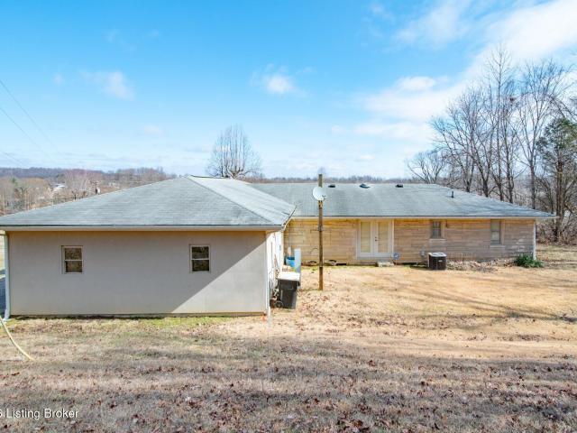 614 Lilac Rd