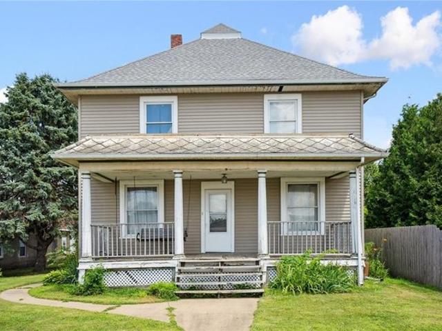 614 Main St, Lowden, IA 52255