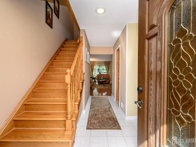 614 Maple Hill Drive