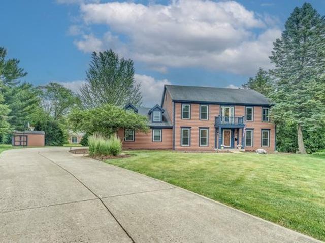 614 Marion Ave, Saint Charles, IL 60174