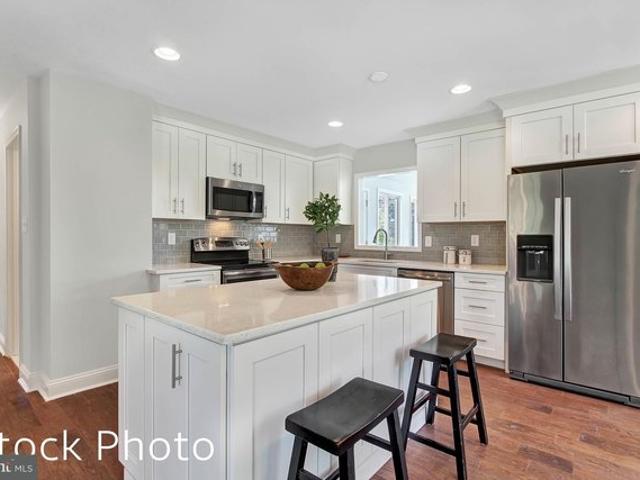 614 Murdock Rd, Baltimore, MD 21212