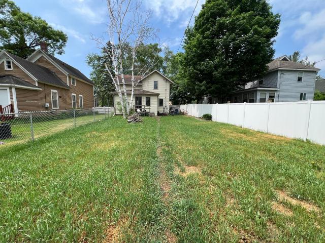 614 N 8th Street