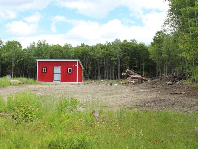 614 N Searsport Rd, Frankfort, ME 04438