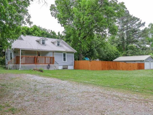 614 N Stewart St, Tuscumbia, AL 35674