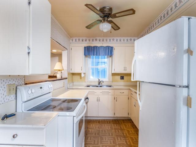 614 n superior street