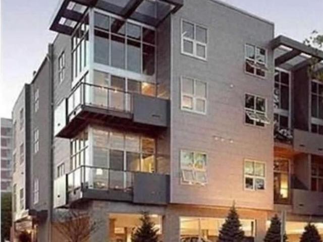 614 S Troy St Unit 102, Royal Oak, MI 48067