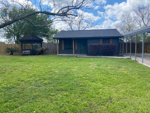 614 S Erwin St, Brazoria, TX 77422 | MLS #11565 | Compass