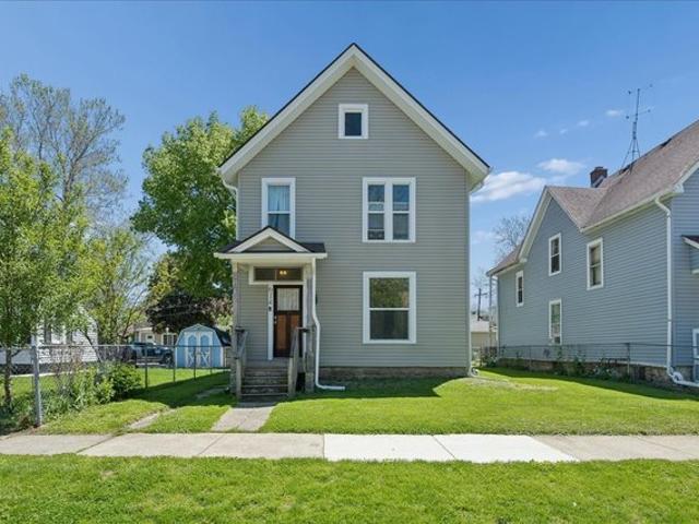 614 S Lincoln Ave, Aurora, IL 60505