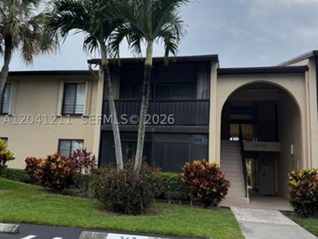 614 Sea Pine Way Apt C1, Greenacres, FL 33415