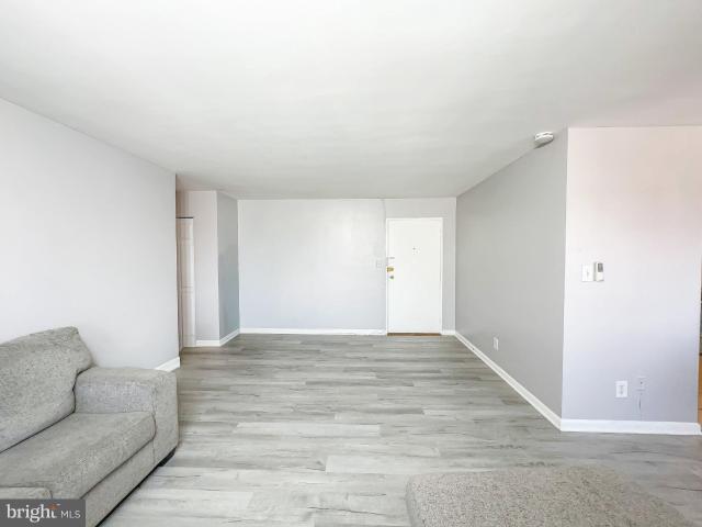 614 Sligo Ave, Unit 405, Silver Spring, MD 20910 | MLS #MDMC2224