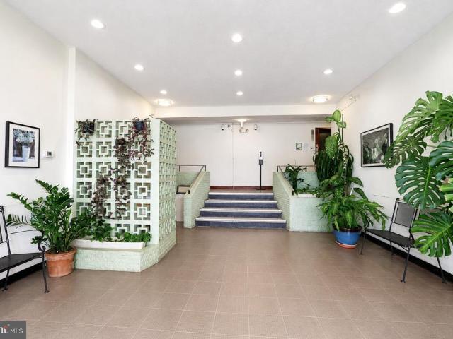 614 Sligo Avenue # 211