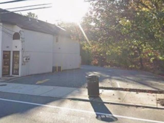 614 Pompton Ave