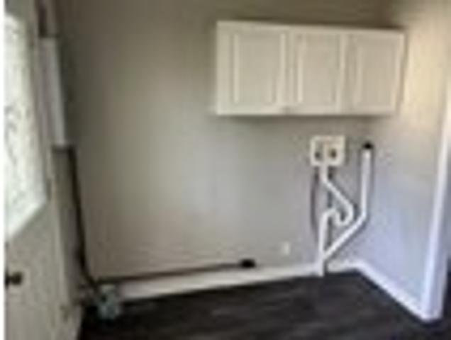 614 Park Dr, Greenwood, IN 46143 | Realtor. Com