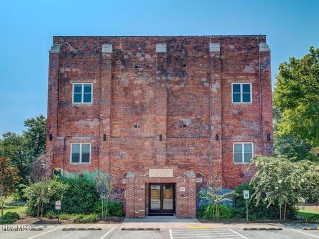614 Peacock Ln Apt 5, Wilmington, NC 28401