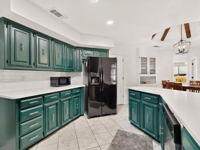 614 Pebblecreek Drive