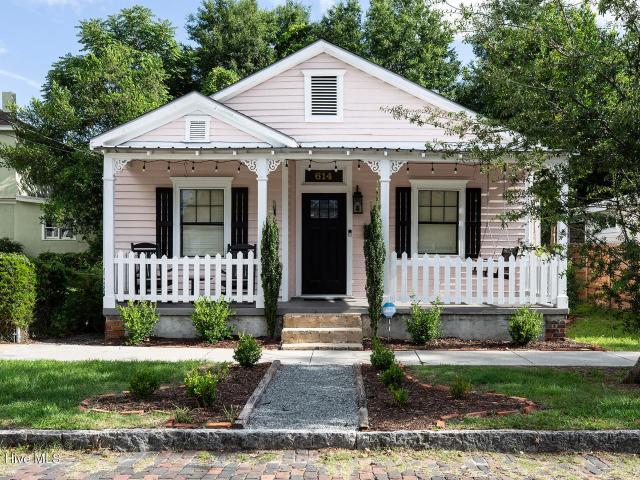 614 Queen Street