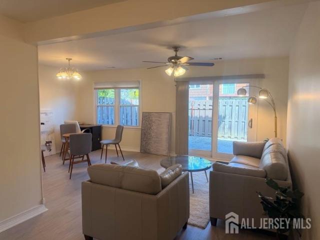 614 W 8TH Street