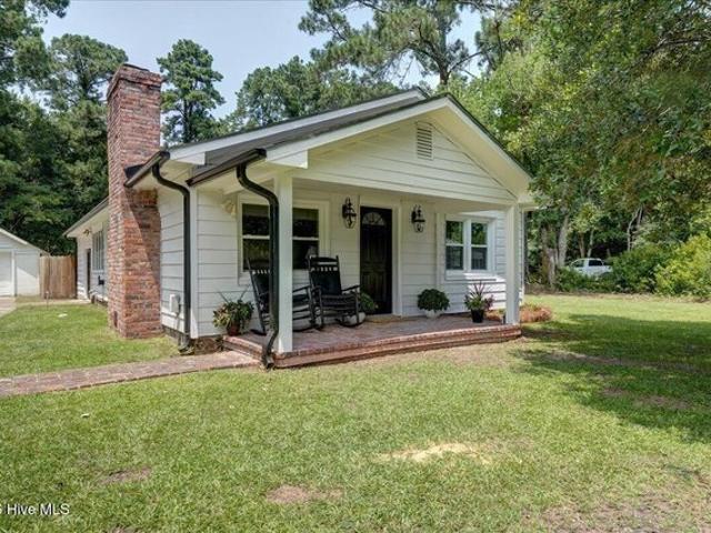 614 W Thurman Rd, New Bern, NC 28562