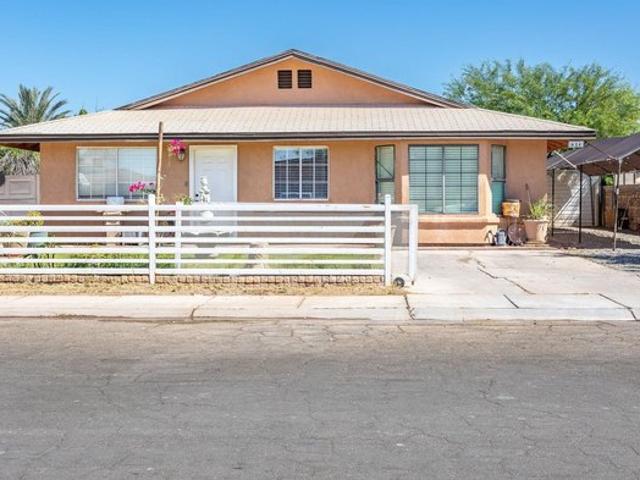 614 W Cactus St, Somerton, AZ 85350