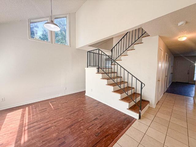 614 Towne House Lane