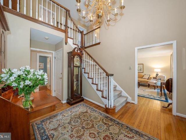 614 Thorncroft Drive