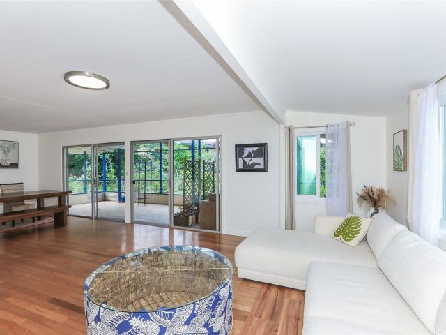 614 Ululani Street, Kailua, US, HI