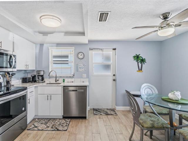 6154 Midnight Pass Rd, Unit A05, Sarasota, FL 34242 | MLS #A4687