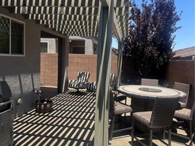 6154 Dutch Fork St, Las Vegas, NV 89148