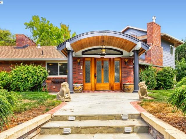 6155 SW Seymour St, Portland, OR 97221