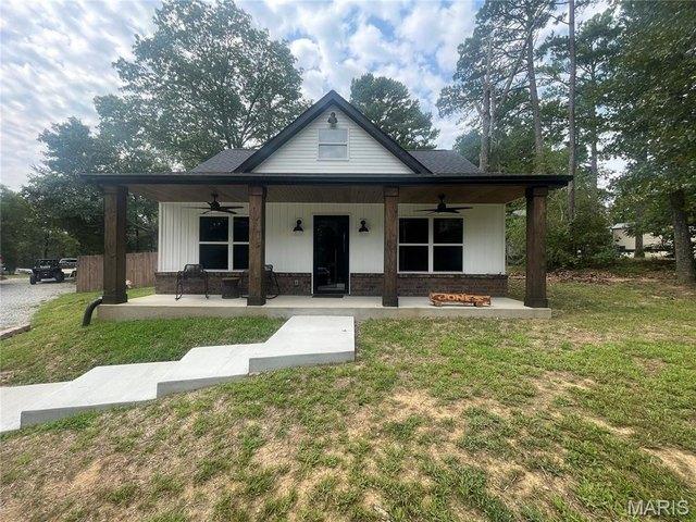 6156 Ct, French Village, MO 63036