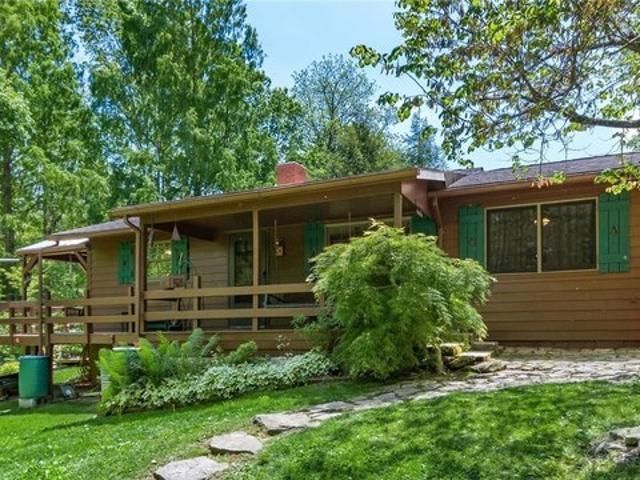 6150 Ballard Rd, Nashport, OH 43830