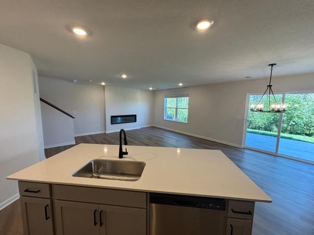 6150 th Street N
