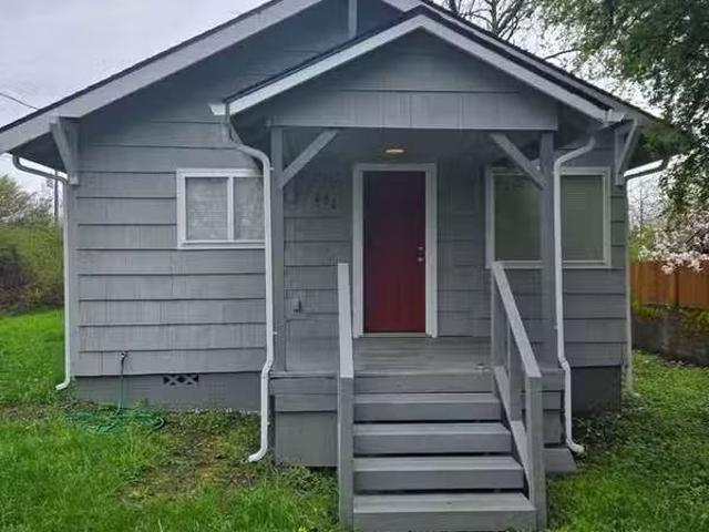 61510008 206 N Cedar St