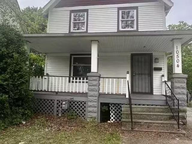61516892 10504 Elmarge Ave