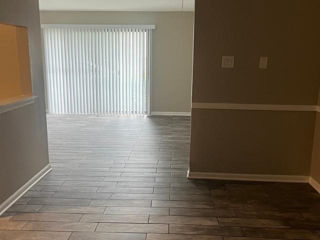 6151 marshall avenue # 1w