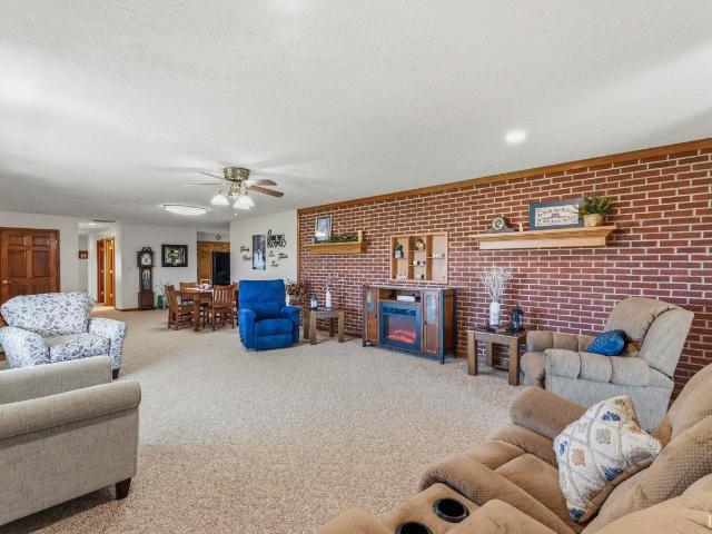 6151 N State Road 39