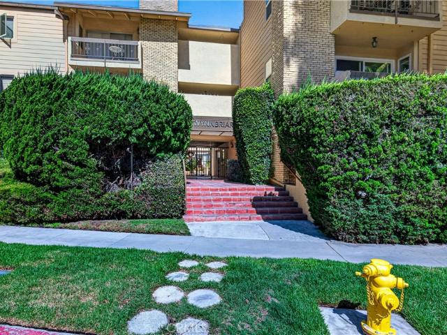 6151 Canterbury Drive 104